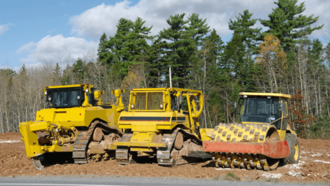 6 Types of Heavy Equipment and Their Uses
